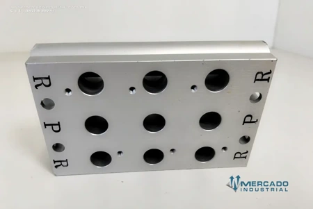 Manifold neumático modelo VV5F5-20-031 marca SMC - Mercado Industrial
